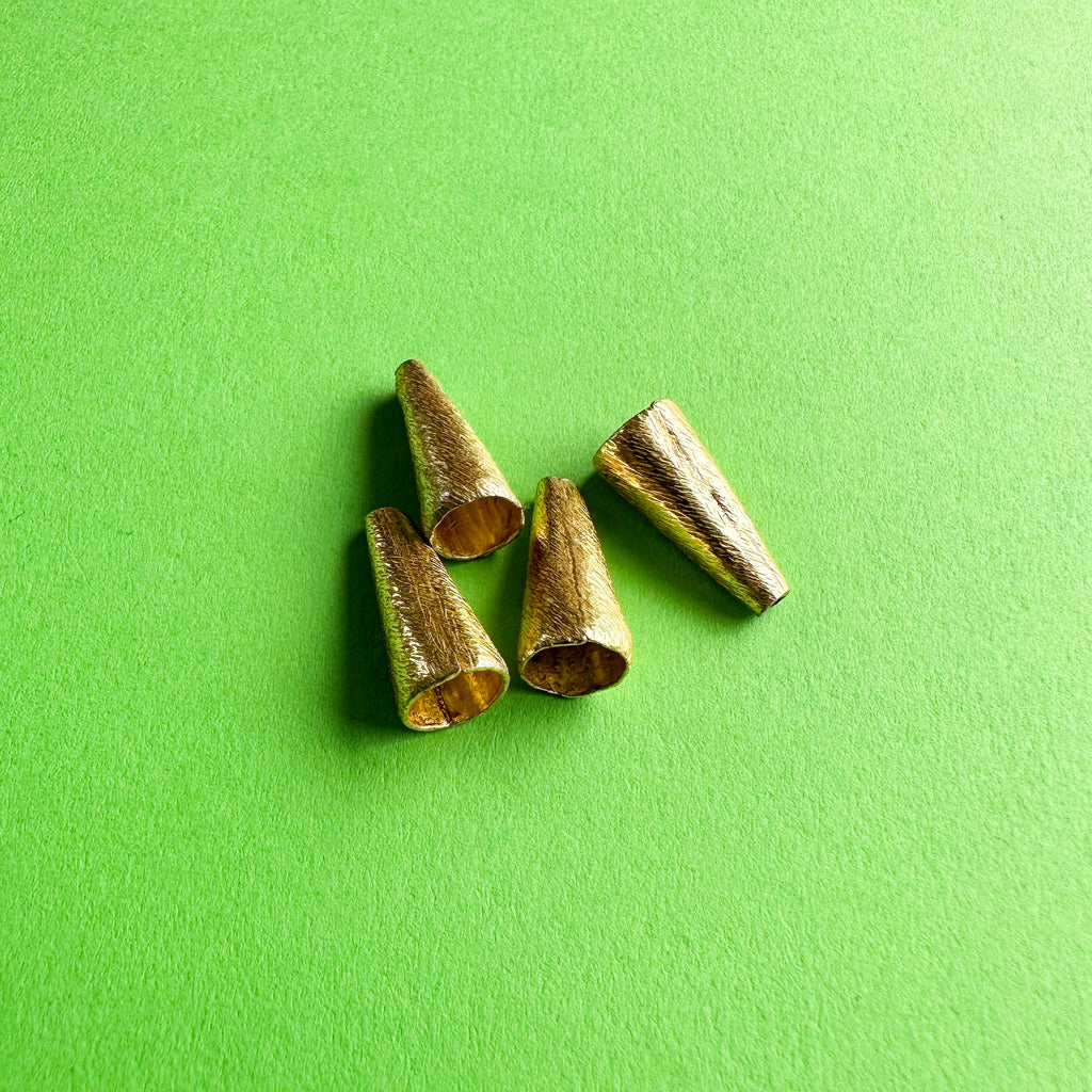 16mm Brushed Gold Smooth Bead Cone- 4 pack – Beads, Inc.