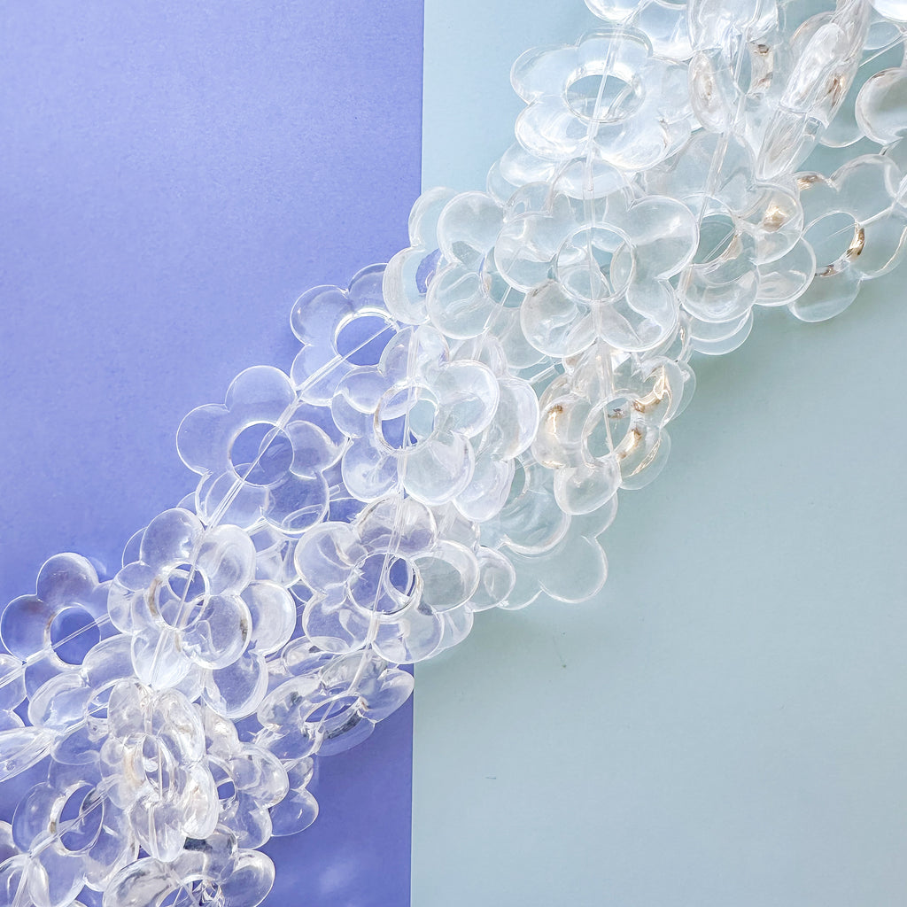 31mm Clear Resin Daisy Strand – Beads, Inc.