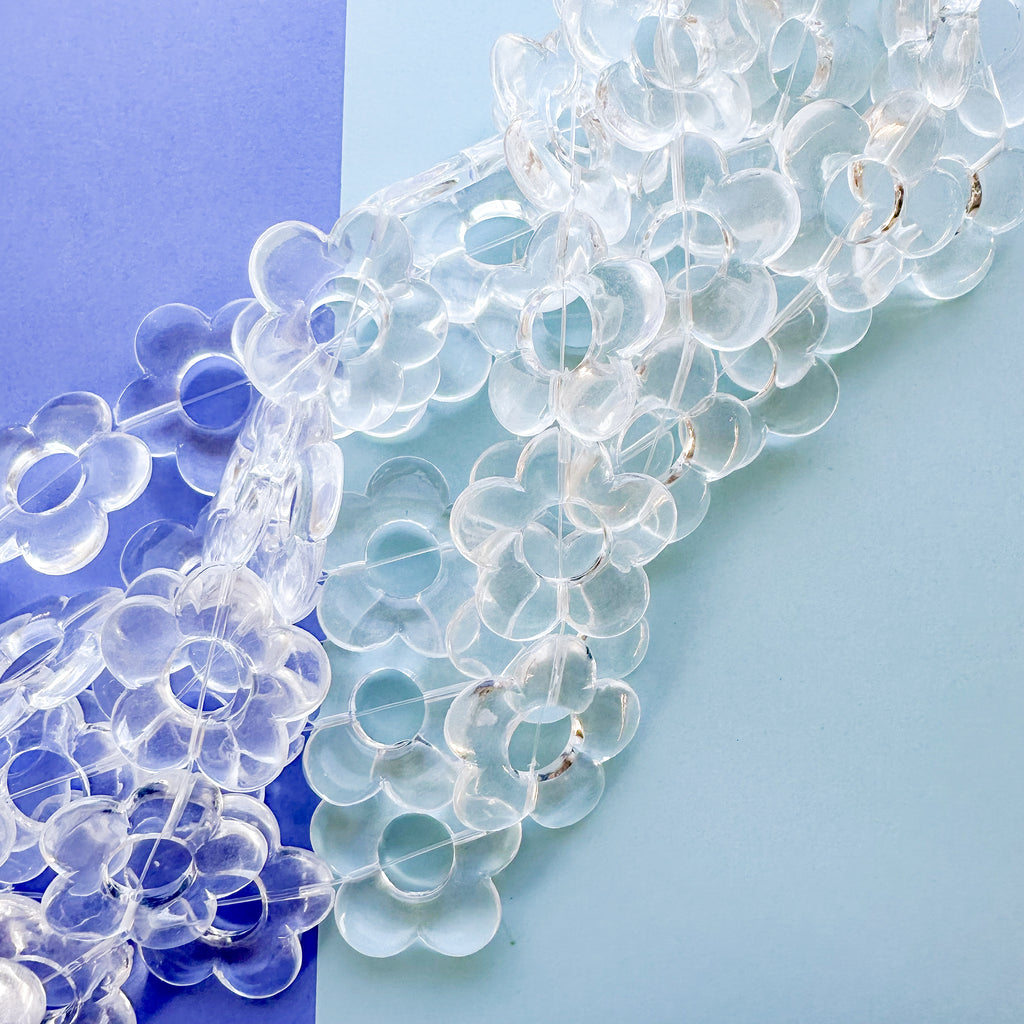 31mm Clear Resin Daisy Strand – Beads, Inc.