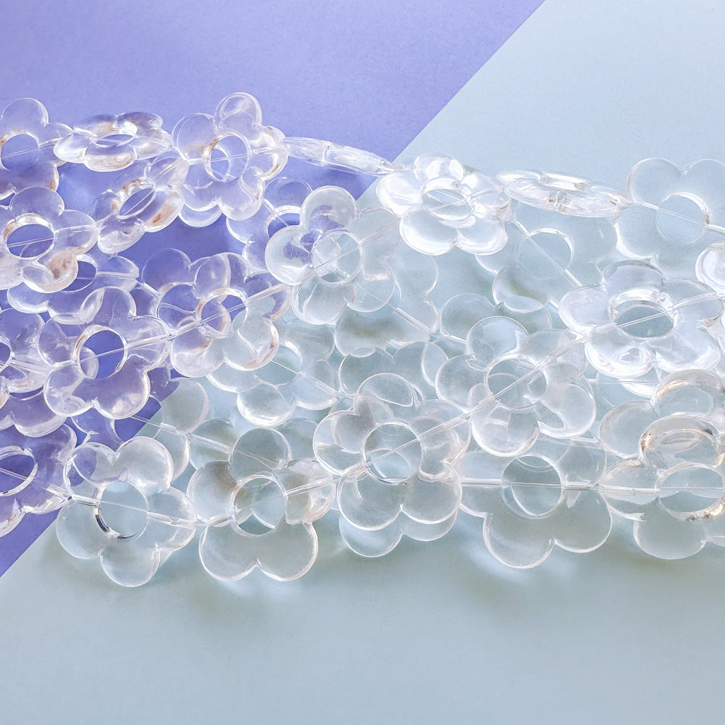 31mm Clear Resin Daisy Strand – Beads, Inc.