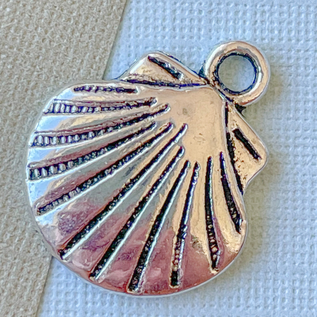 17mm Silver Pewter Seashell Charm - 10 Pack – Beads, Inc.